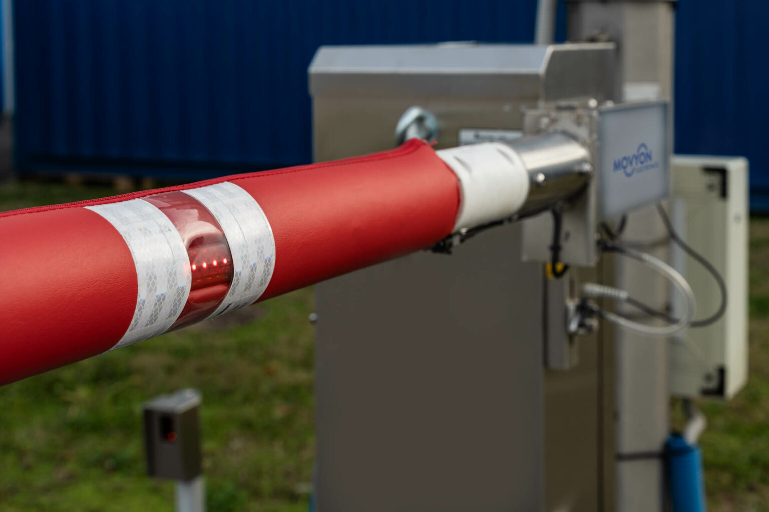 Electromechanical barriers - Movyon Electronics